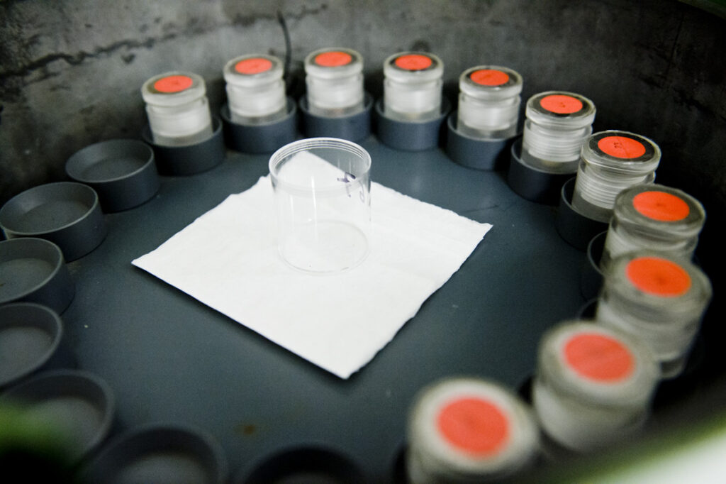 Neutron Activation Analysis – CEZA EN